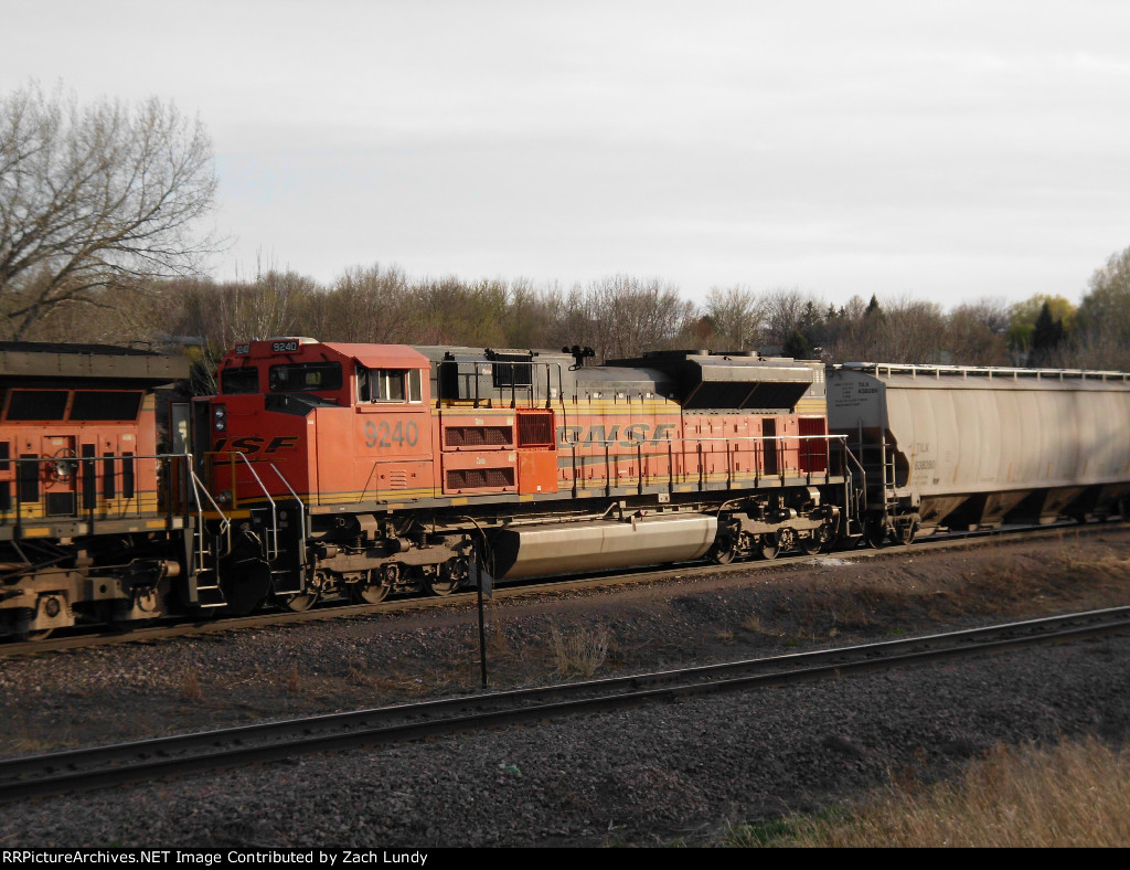 BNSF 9240